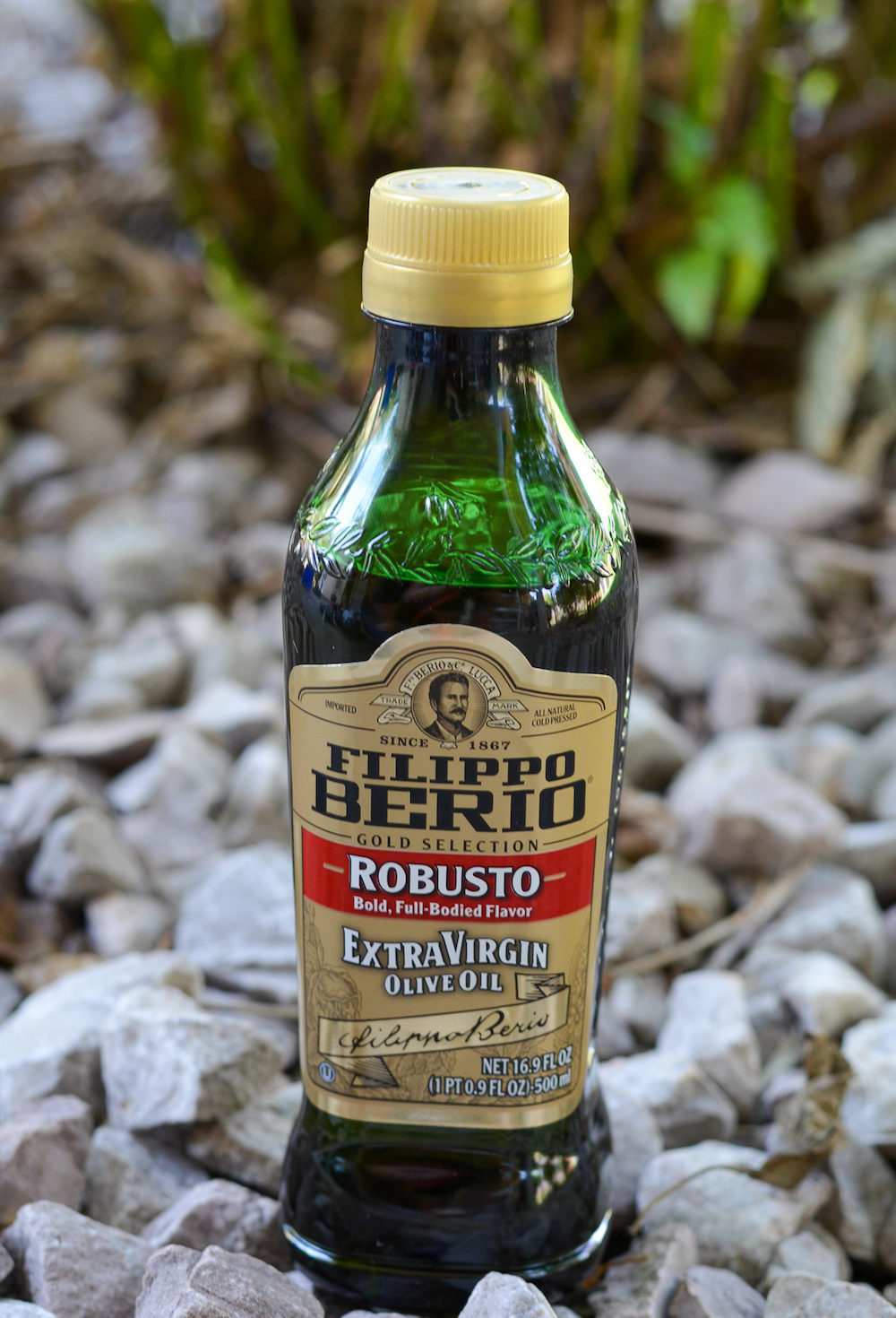 Backpacking and Camping with Spices and Oil: 8 Spill-Proof Hacks